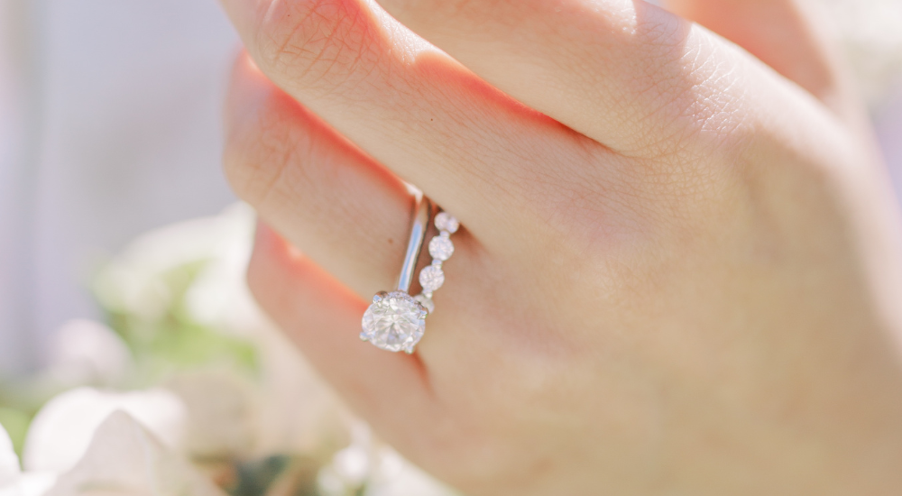 proposal ring and wedding ring difference